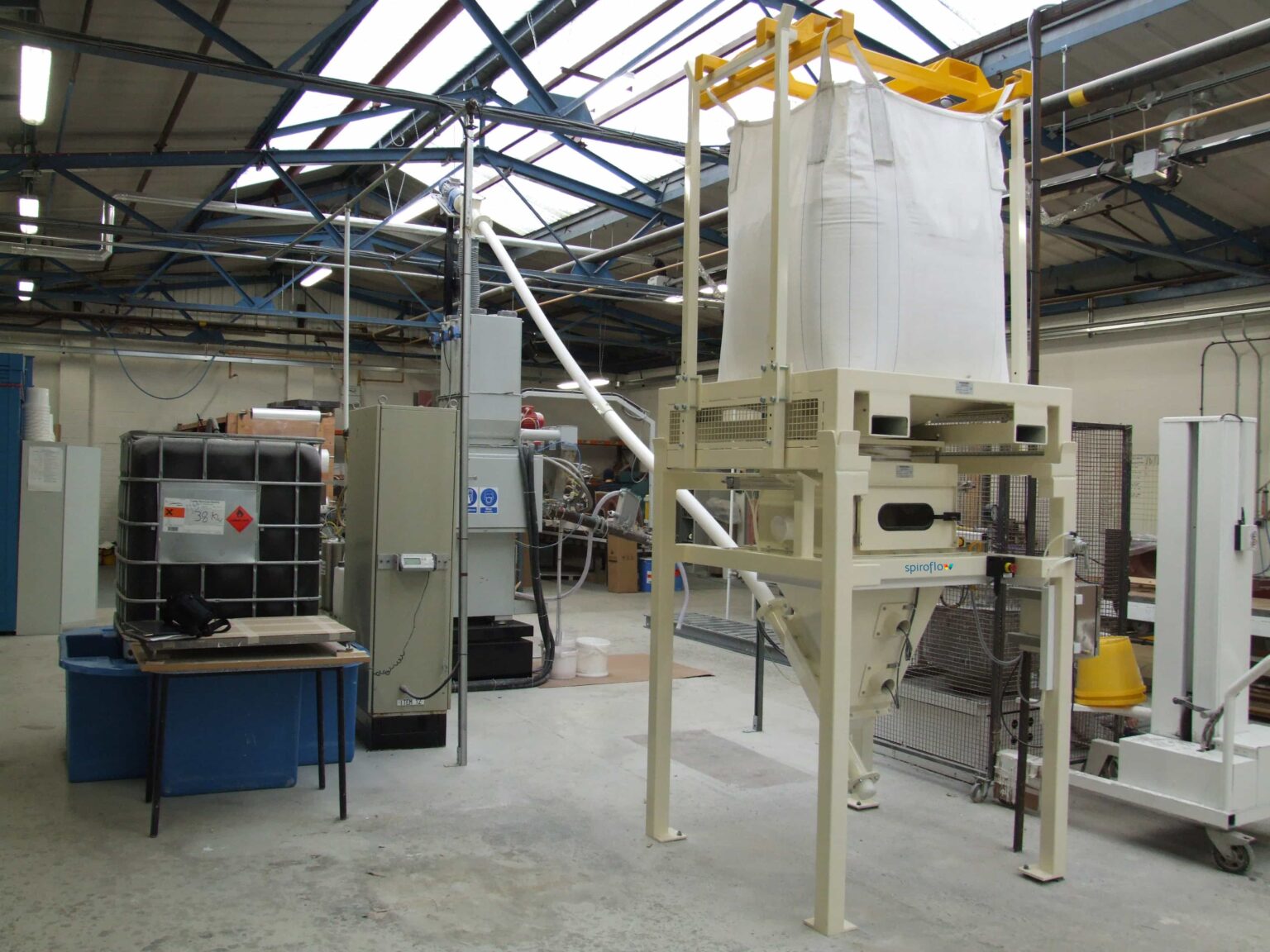 Bulk Bag Unloader & Flexible Screw Conveyor Distribute Resins for ...